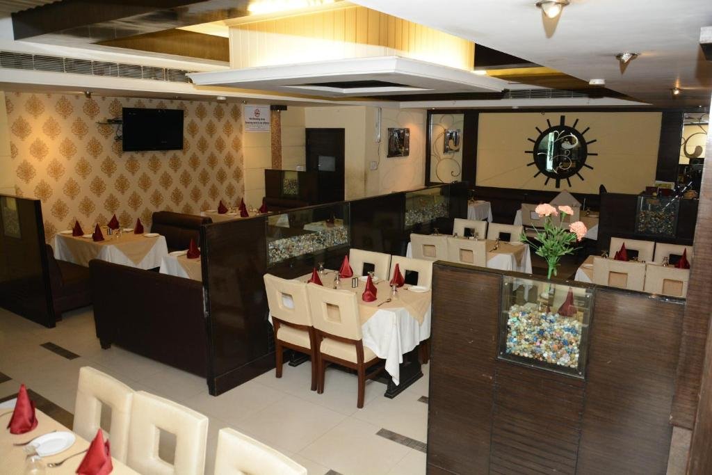 Restaurant - Hotel Ajuba Residency Patiala